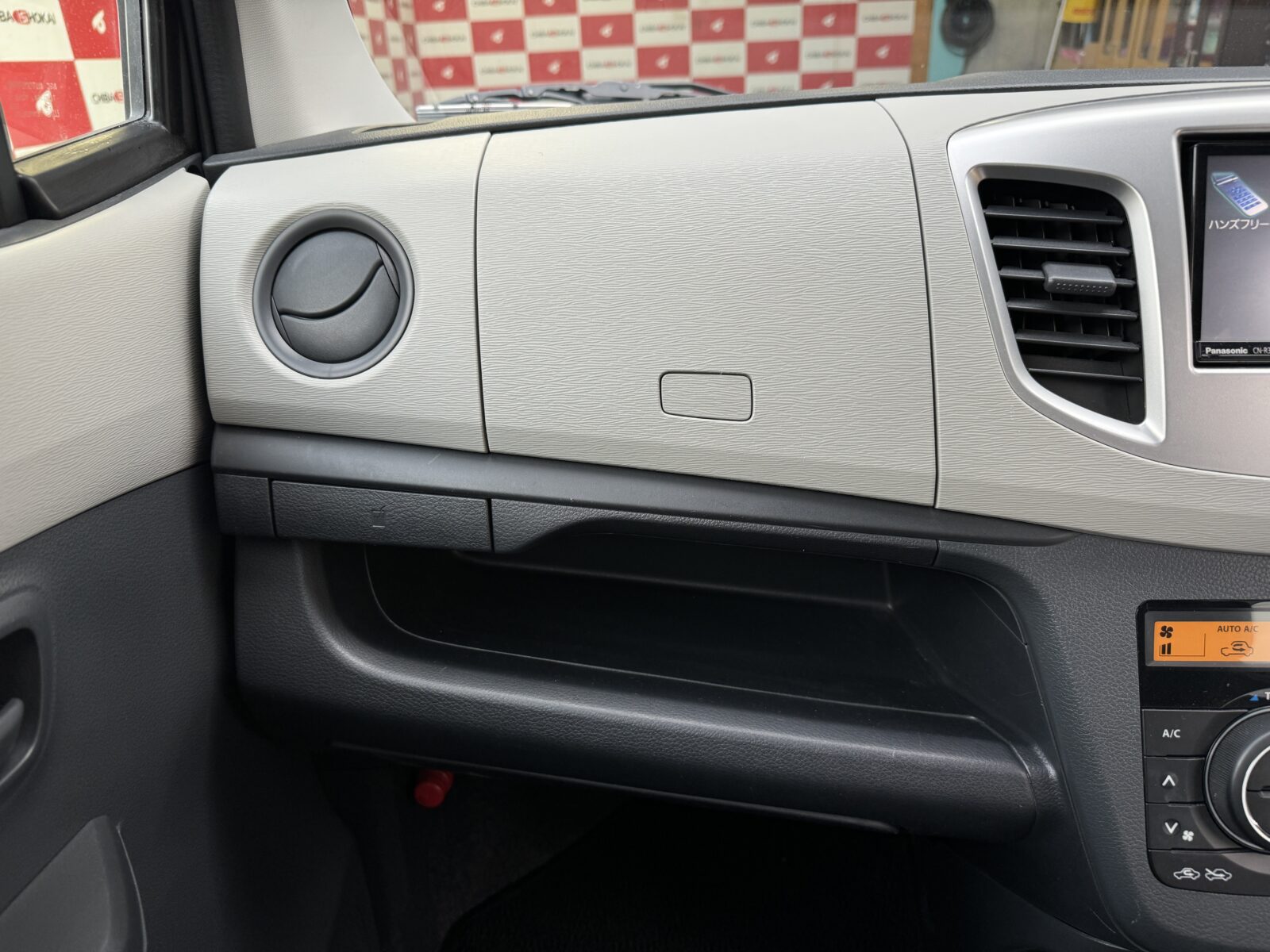 IMG_7812 | 乗るだけセットの千葉商会｜軽自動車・乗用車・マイクロバス販売、レッカー、マイカーリース、レンタカー、中古パーツ、リサイクル、トラック架装